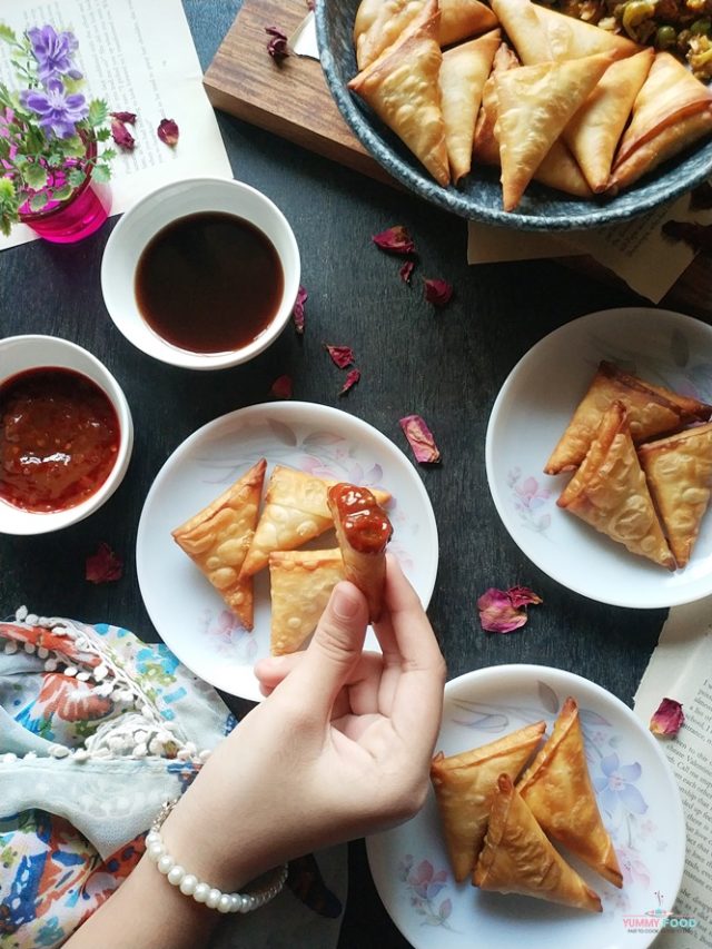 Mini Gobi Matar Samosa Recipe - Yummy Food