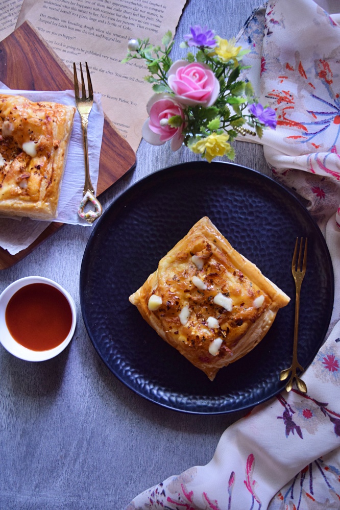 Chicken Pizza Puff Tart
